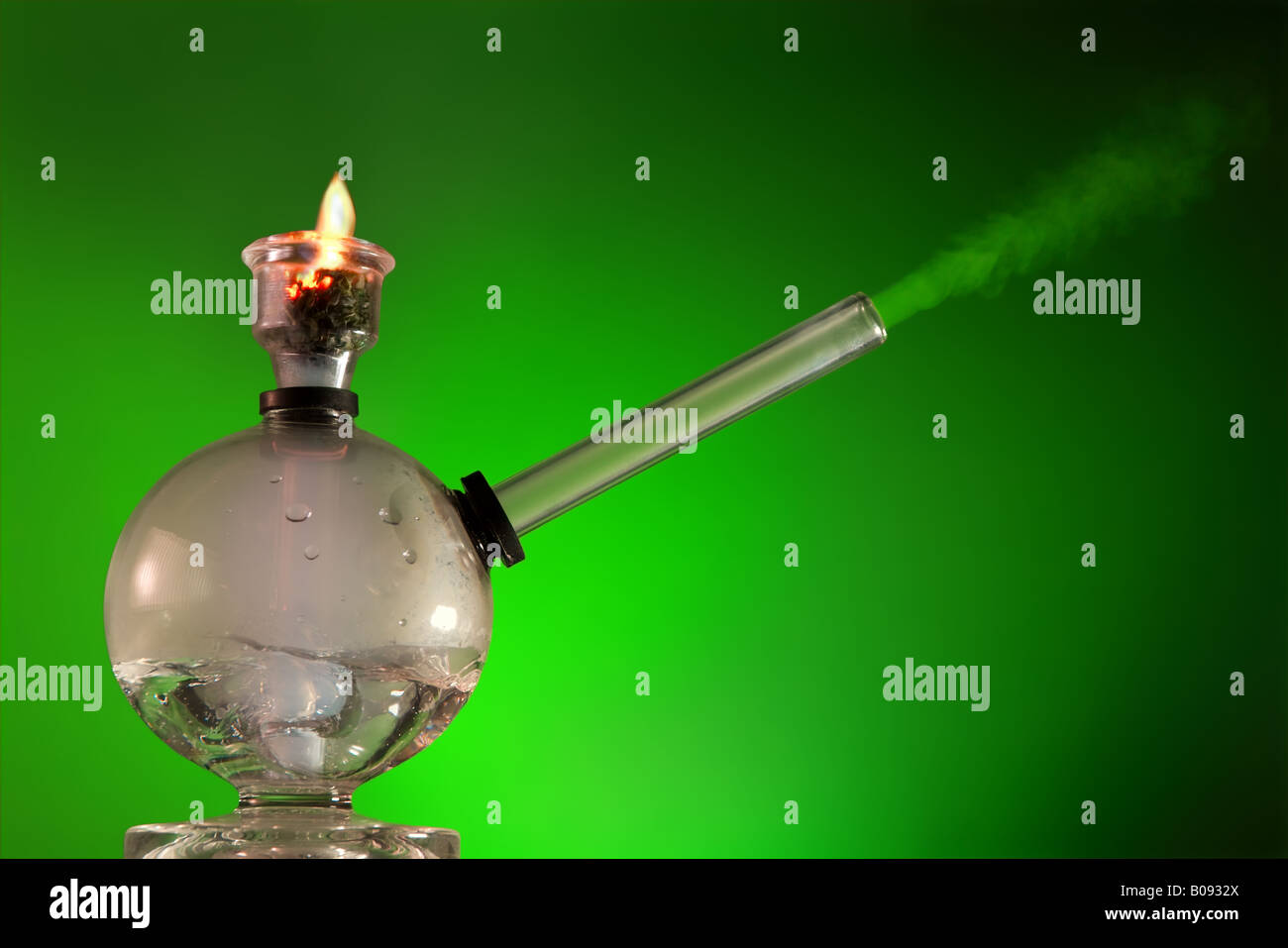 Bong High Resolution Stock Photography and Images - Alamy