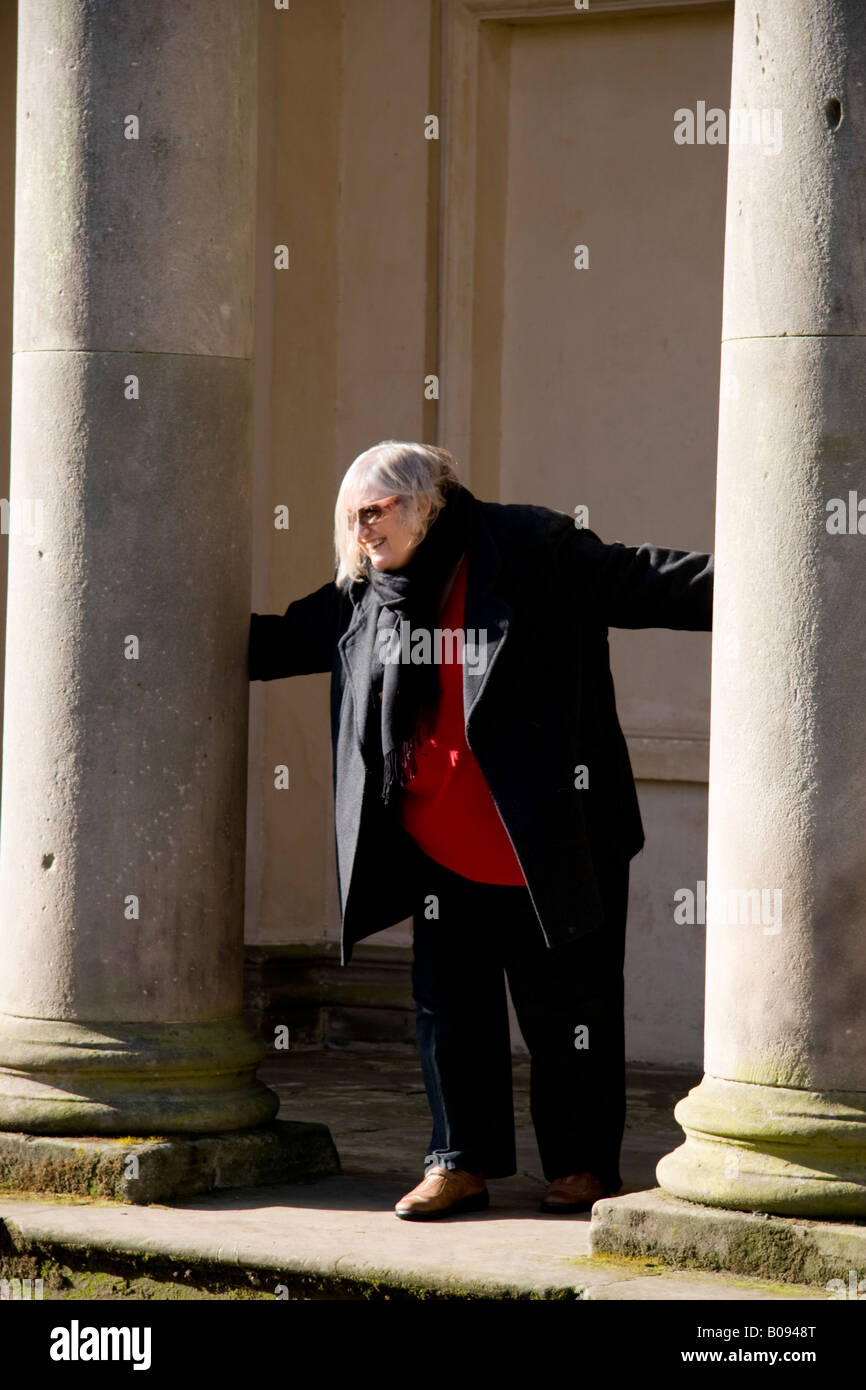 Two stone pillars hi-res stock photography and images - Alamy