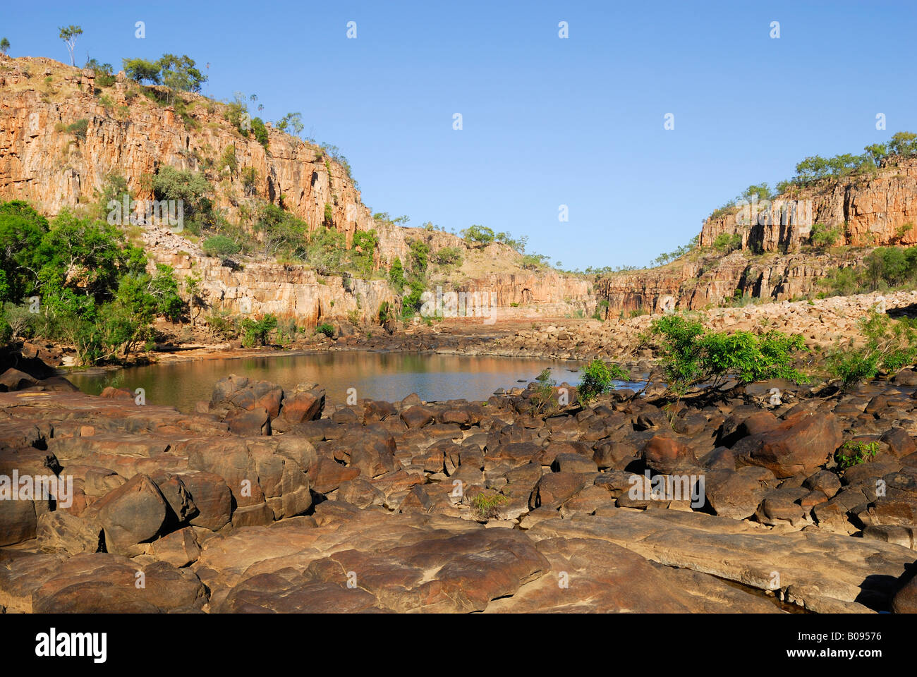 Katherine Gorge during the dry season, Nitmiluk National Park, Western ...