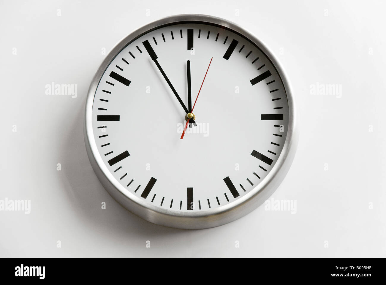 Clock 12 cutout hi-res stock photography and images - Alamy