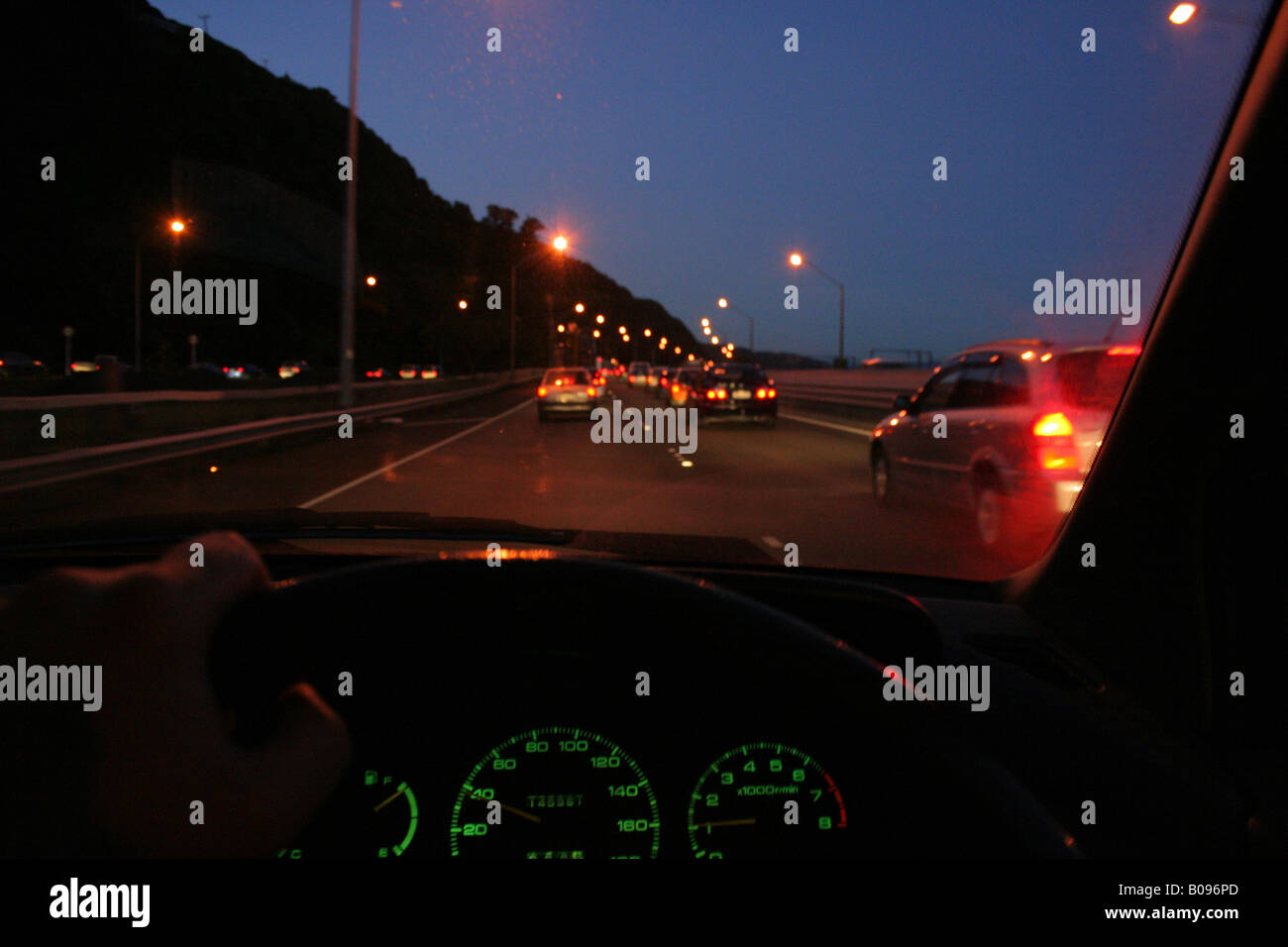 Drivers point of view drivers rush hour hi-res stock photography and ...
