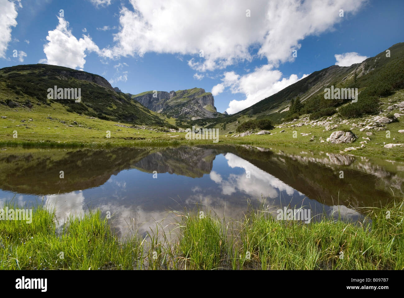 Rofan Mountains and Lake Zireinersee, Tyrol, Austria, Europe Stock ...