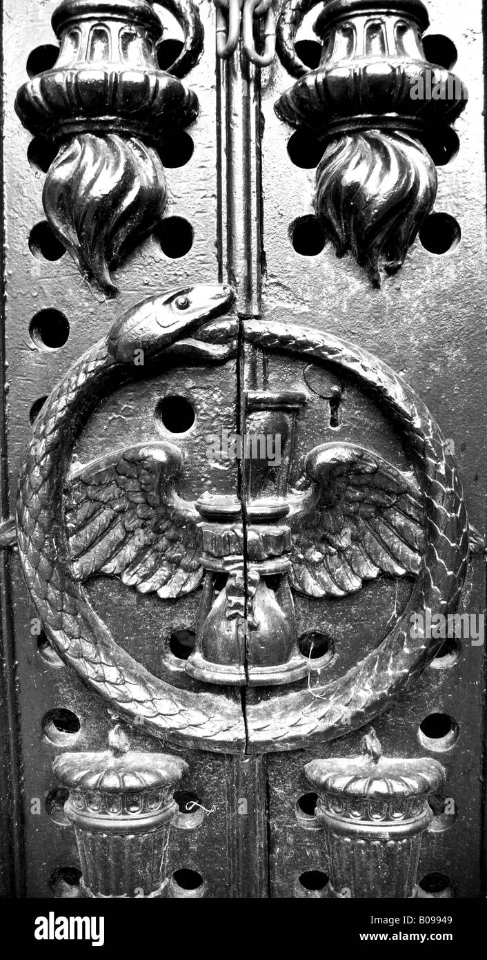 Time to gates Black and White Stock Photos & Images - Alamy