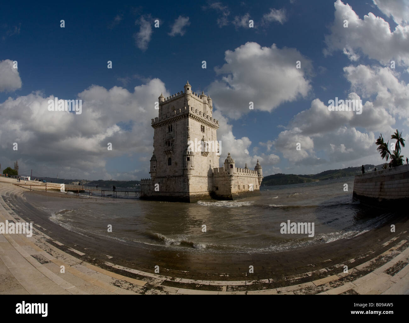 Torre de belem fortress tower hi-res stock photography and images - Alamy