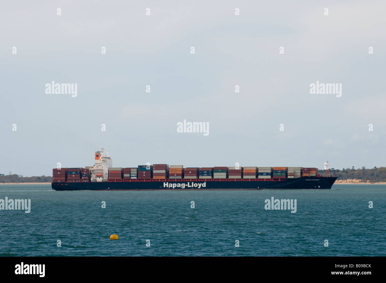 Sea containerisation hi-res stock photography and images - Alamy