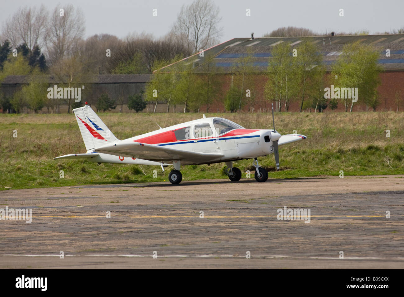 Piper arrow hi-res stock photography and images - Alamy