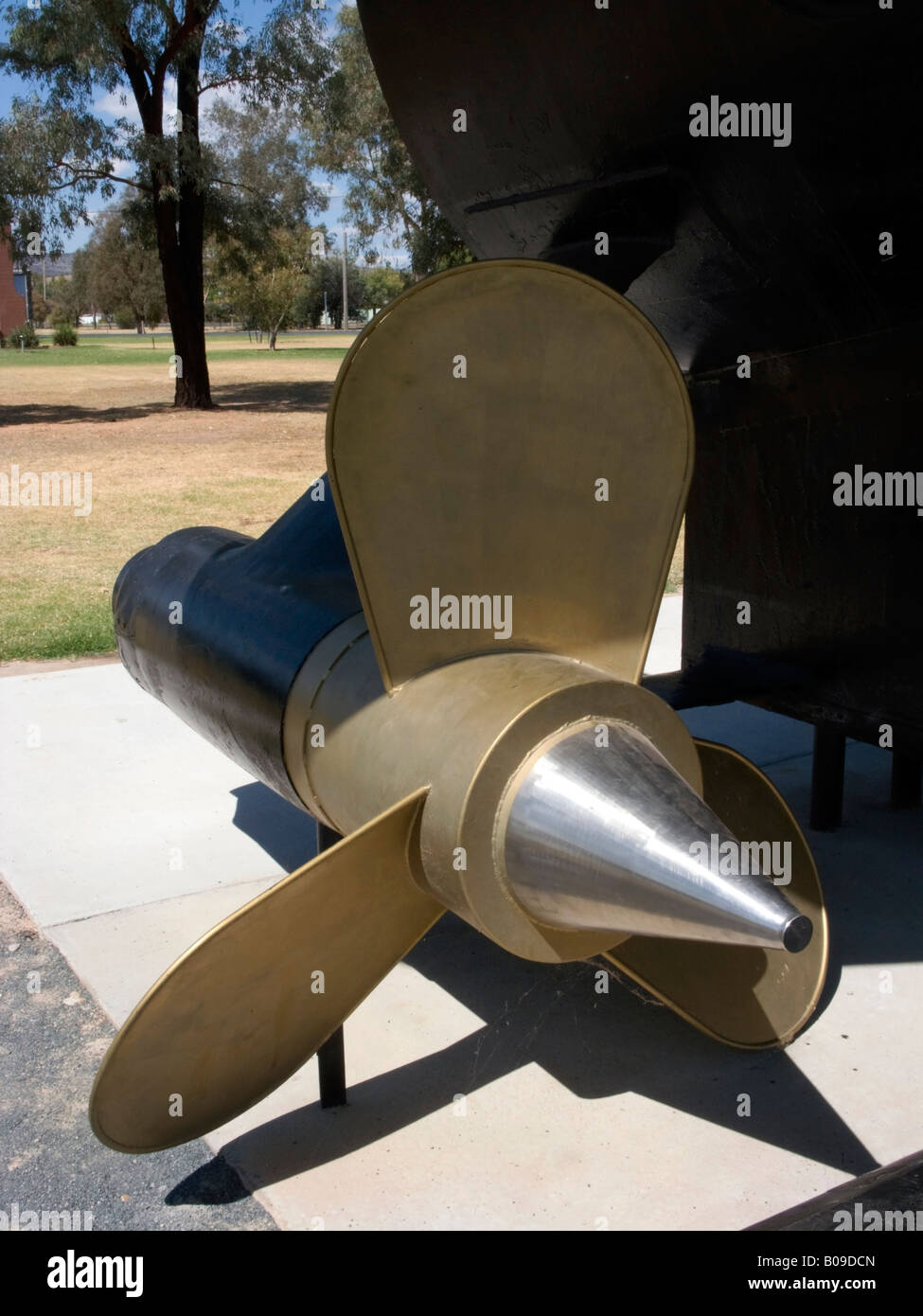 Propellor shaft hi-res stock photography and images - Alamy