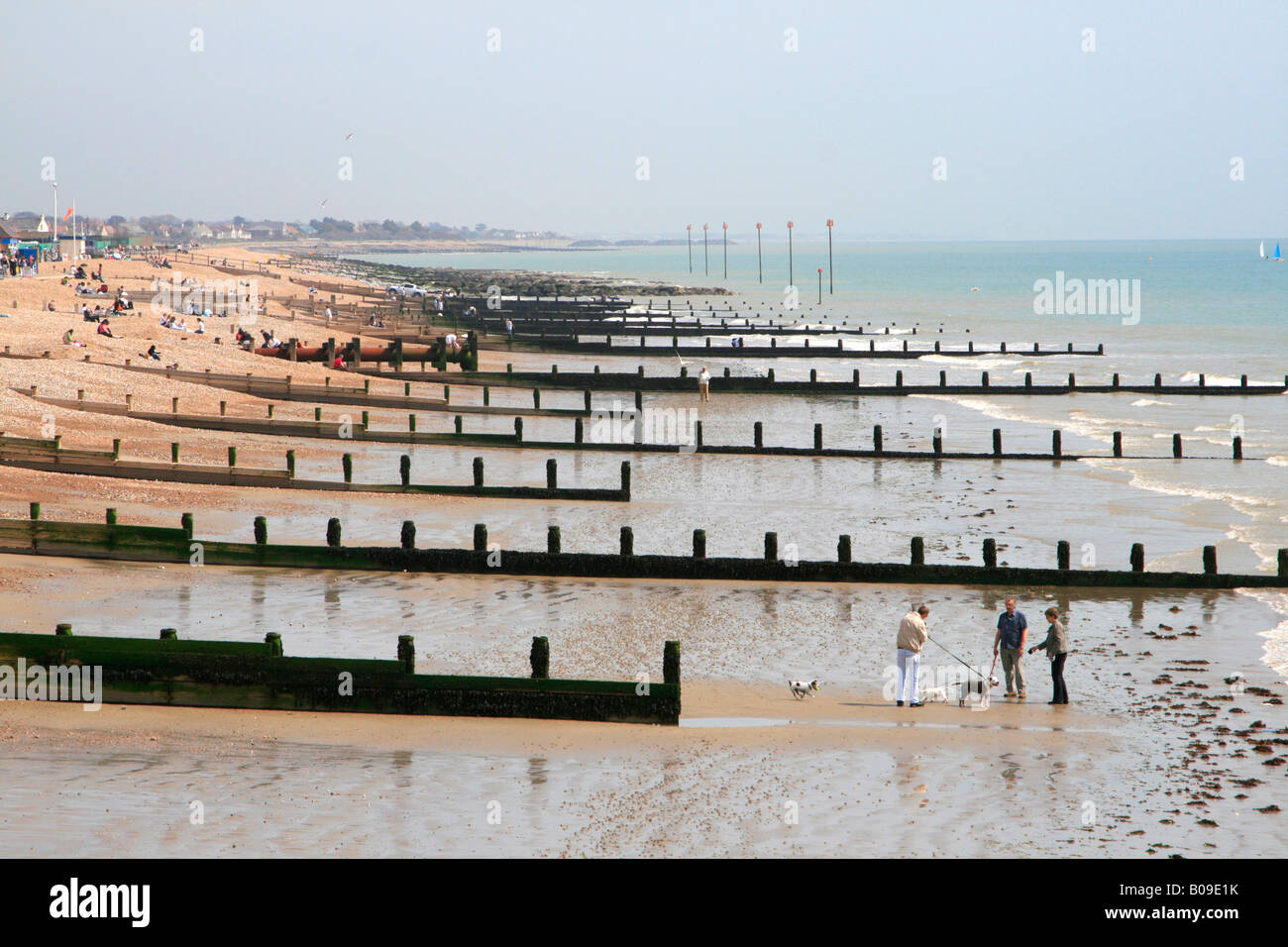 Bognor regis flag hi-res stock photography and images - Alamy