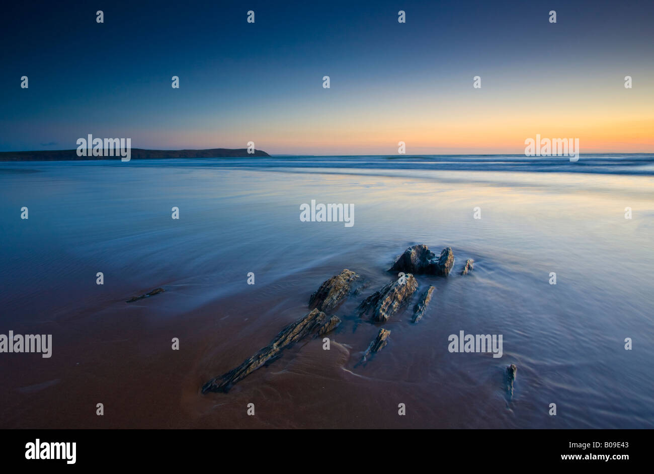 Sunset on Woolacombe beach Devon UK Stock Photo - Alamy