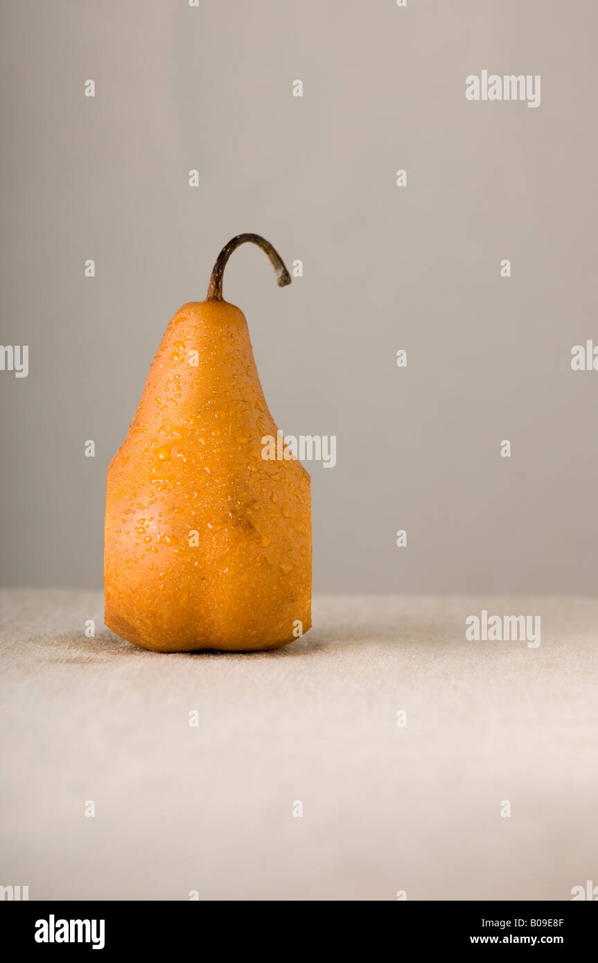 Sides cut off hi-res stock photography and images - Alamy