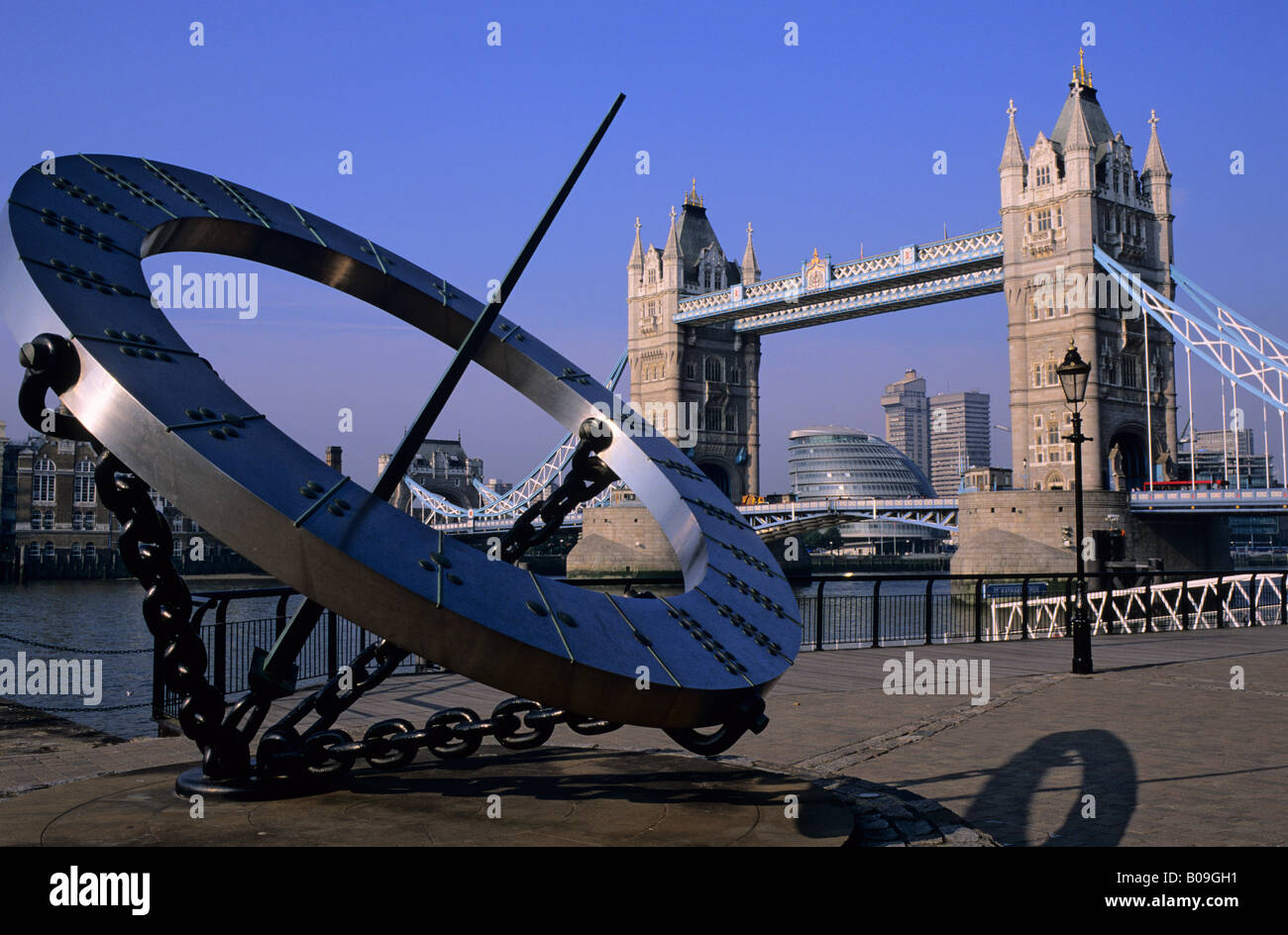 Tall sundial hi-res stock photography and images - Alamy
