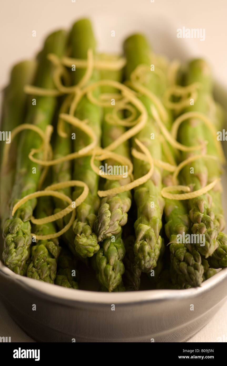 Freshly cooked asparagus Stock Photo - Alamy