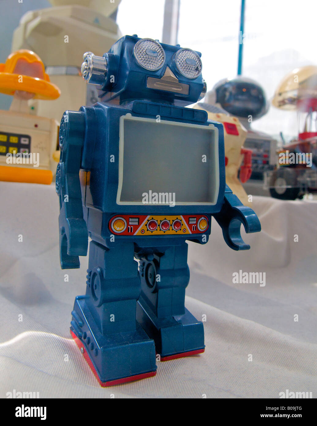 Toy robot on display at the Pacific Science Center, Seattle, Washington ...