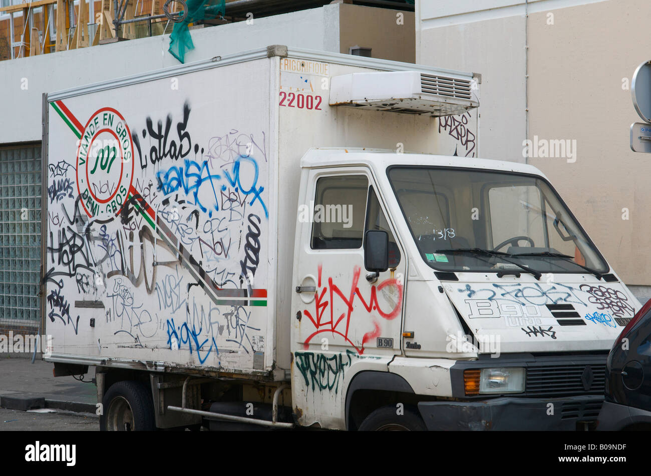 Graffiti on a van in Paris Stock Photo - Alamy