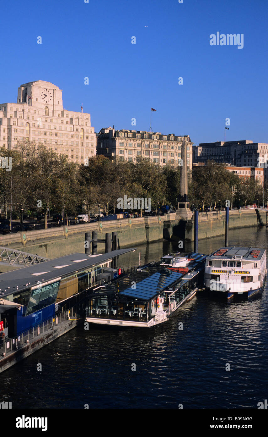 Victoria embankment cleopatras needle hi-res stock photography and ...