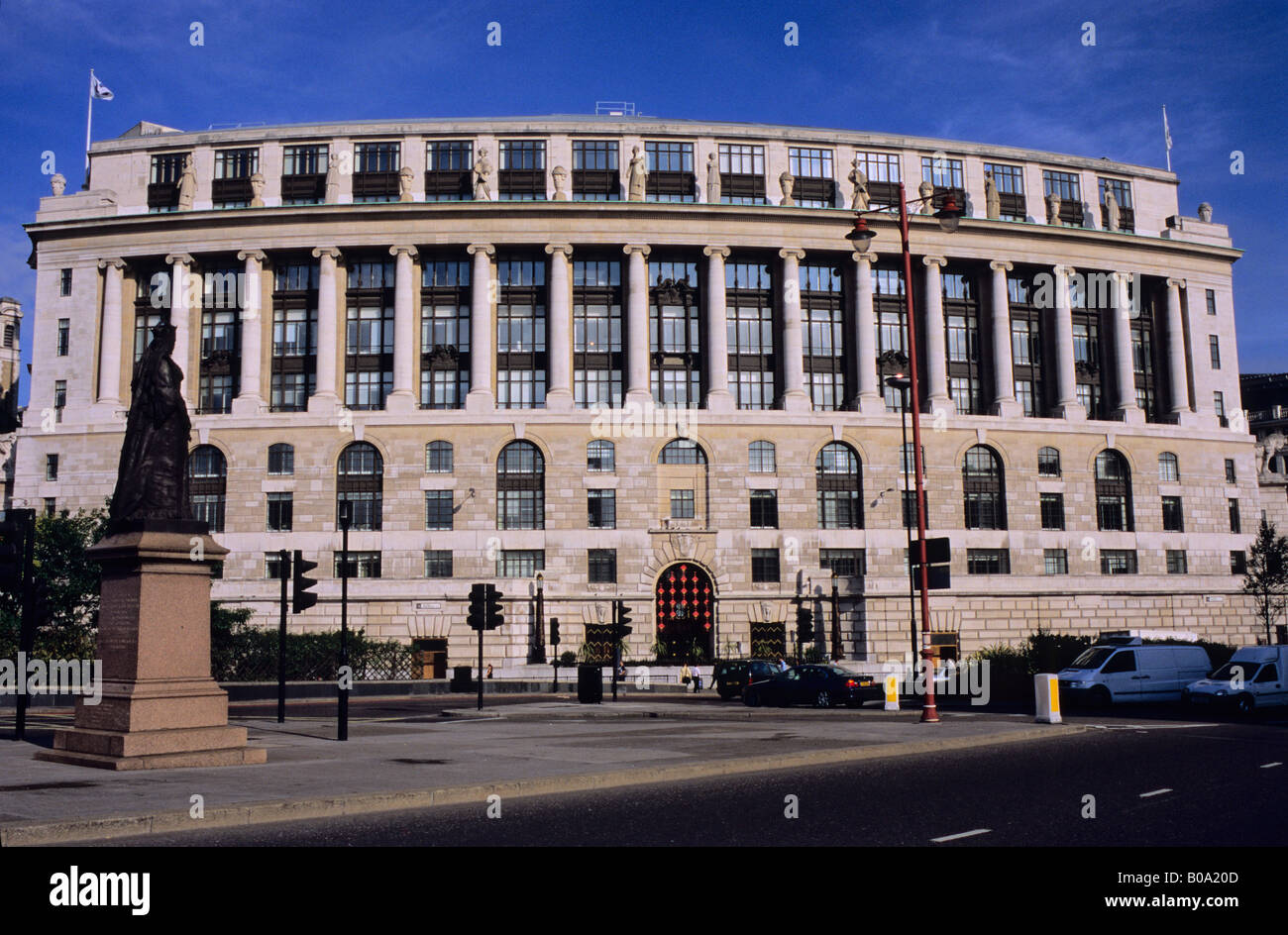 Unilever building london hi-res stock photography and images - Alamy