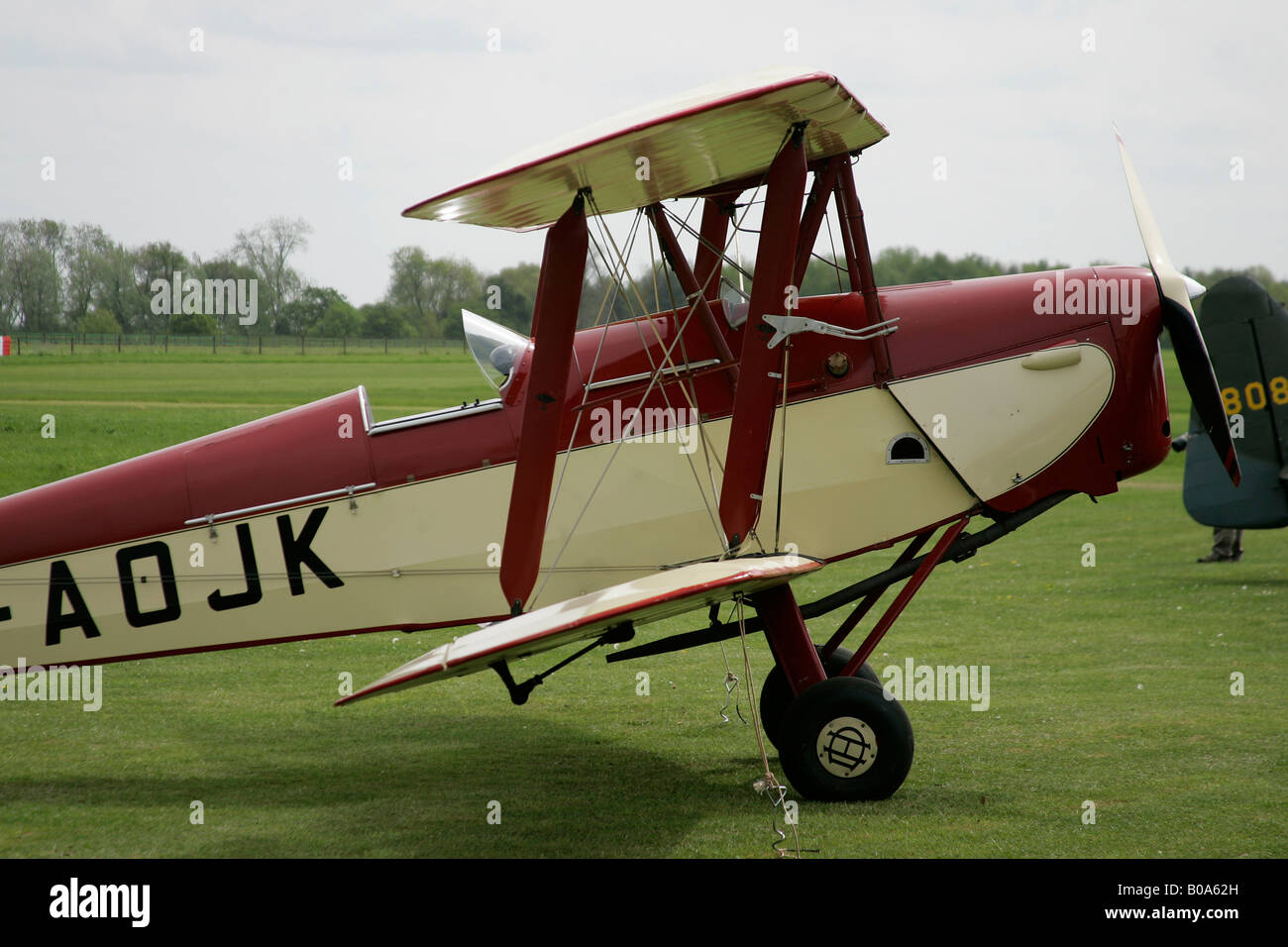 DE HAVILLAND DH82 MOTH, 1930'S BIPLANE AIRCRAFT,SHUTTLEWORTH COLLECTION ...