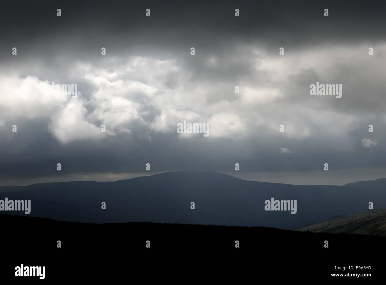 Storm yorkshire moors hi-res stock photography and images - Alamy