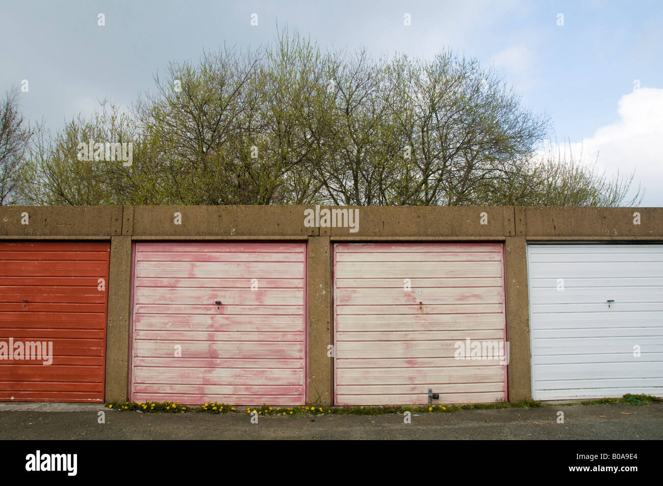 Lock up garages hi-res stock photography and images - Alamy