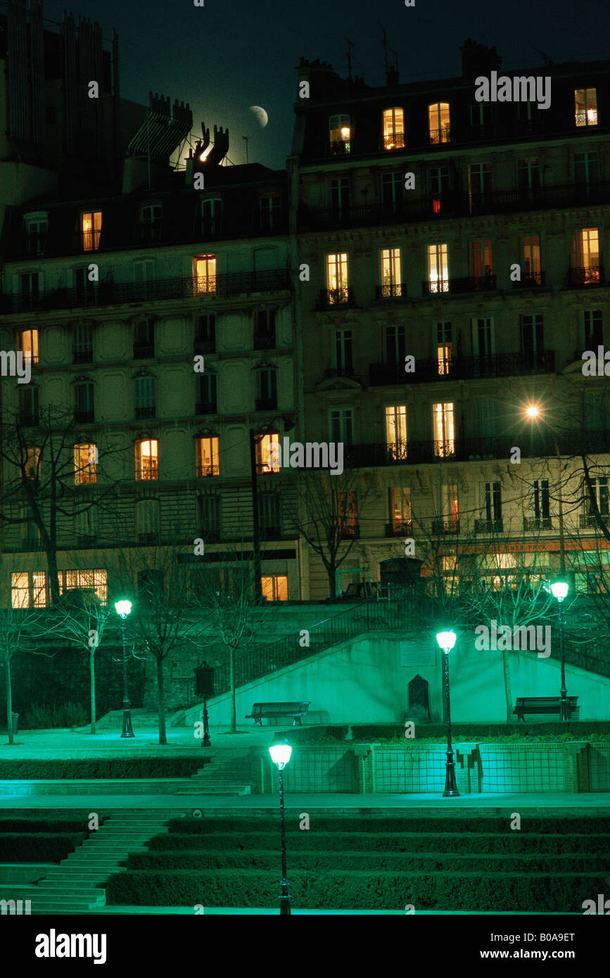 Building exterior, Paris, France, night Stock Photo - Alamy