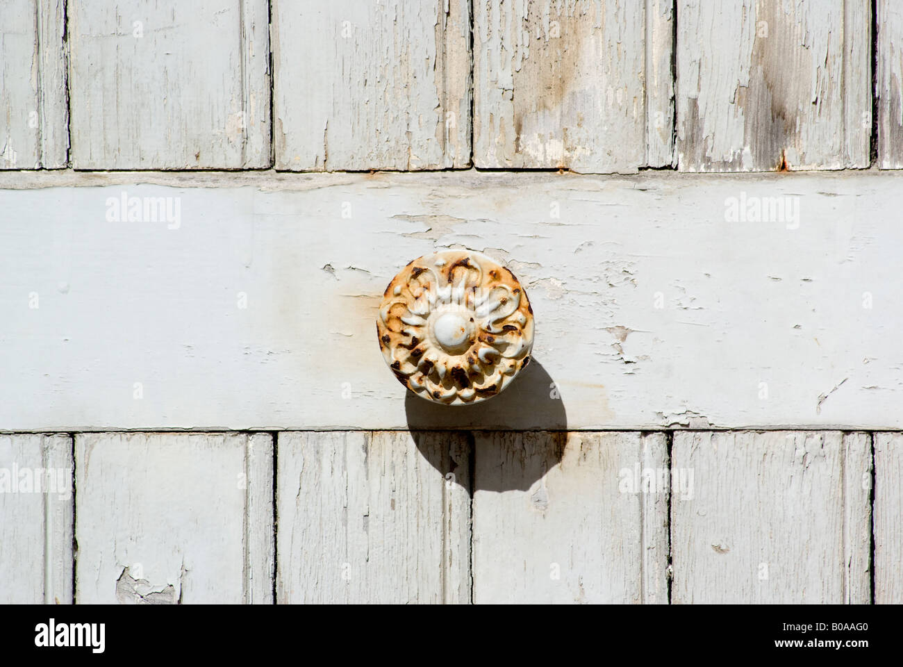 Rusty door knob Stock Photo - Alamy