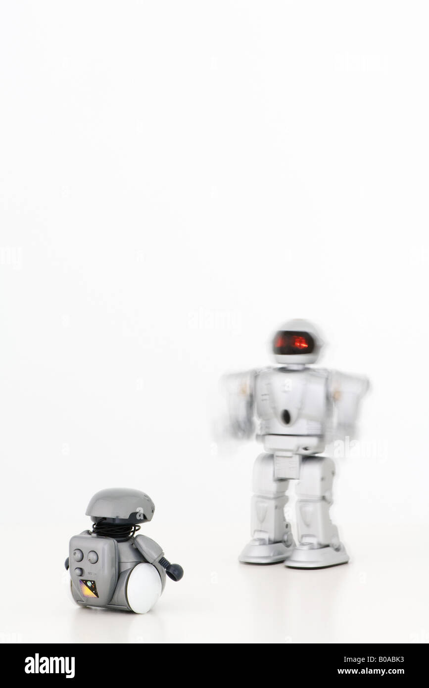 Two robots facing each other hi-res stock photography and images - Alamy