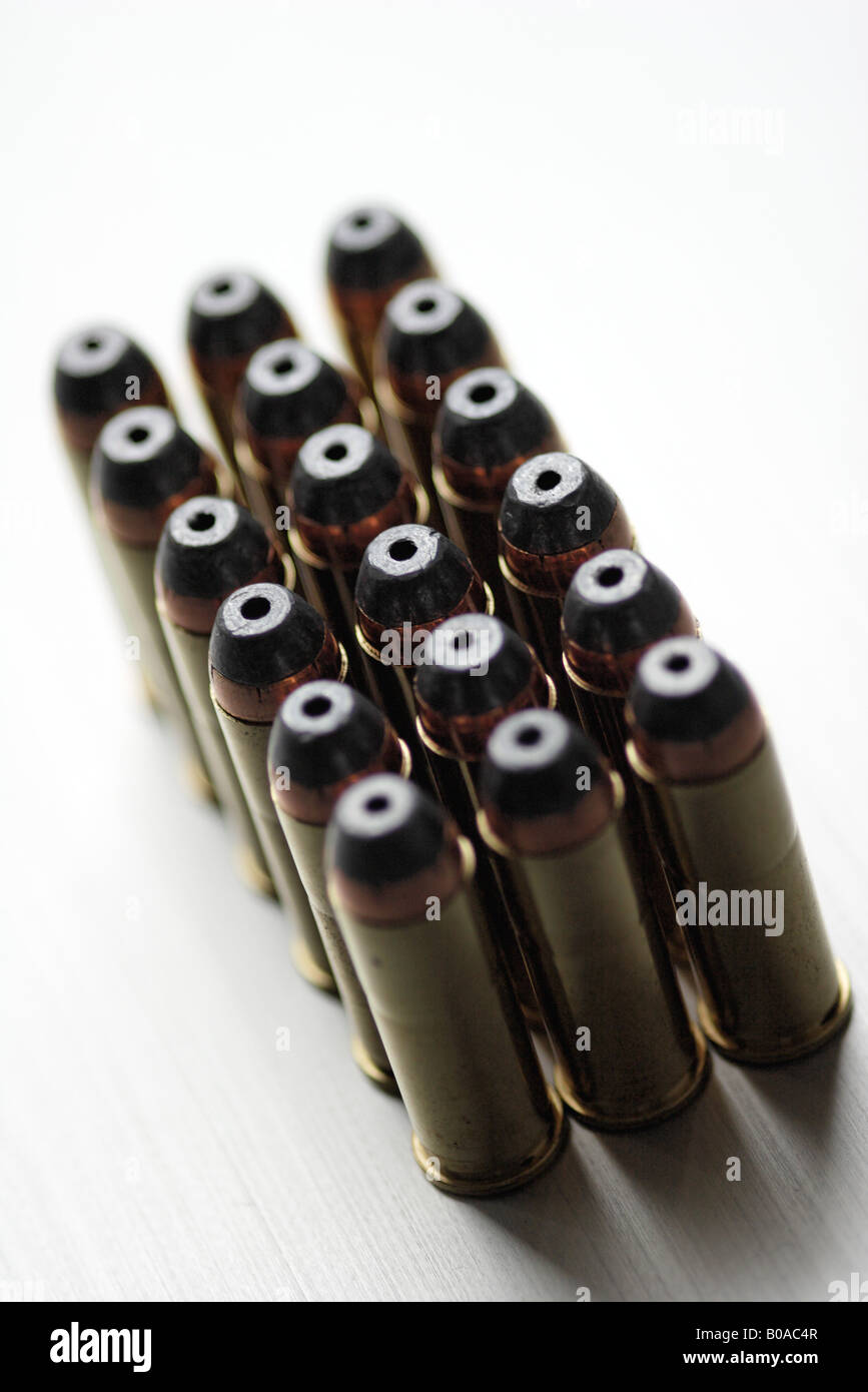 Bullets lined up in rows, close-up Stock Photo - Alamy