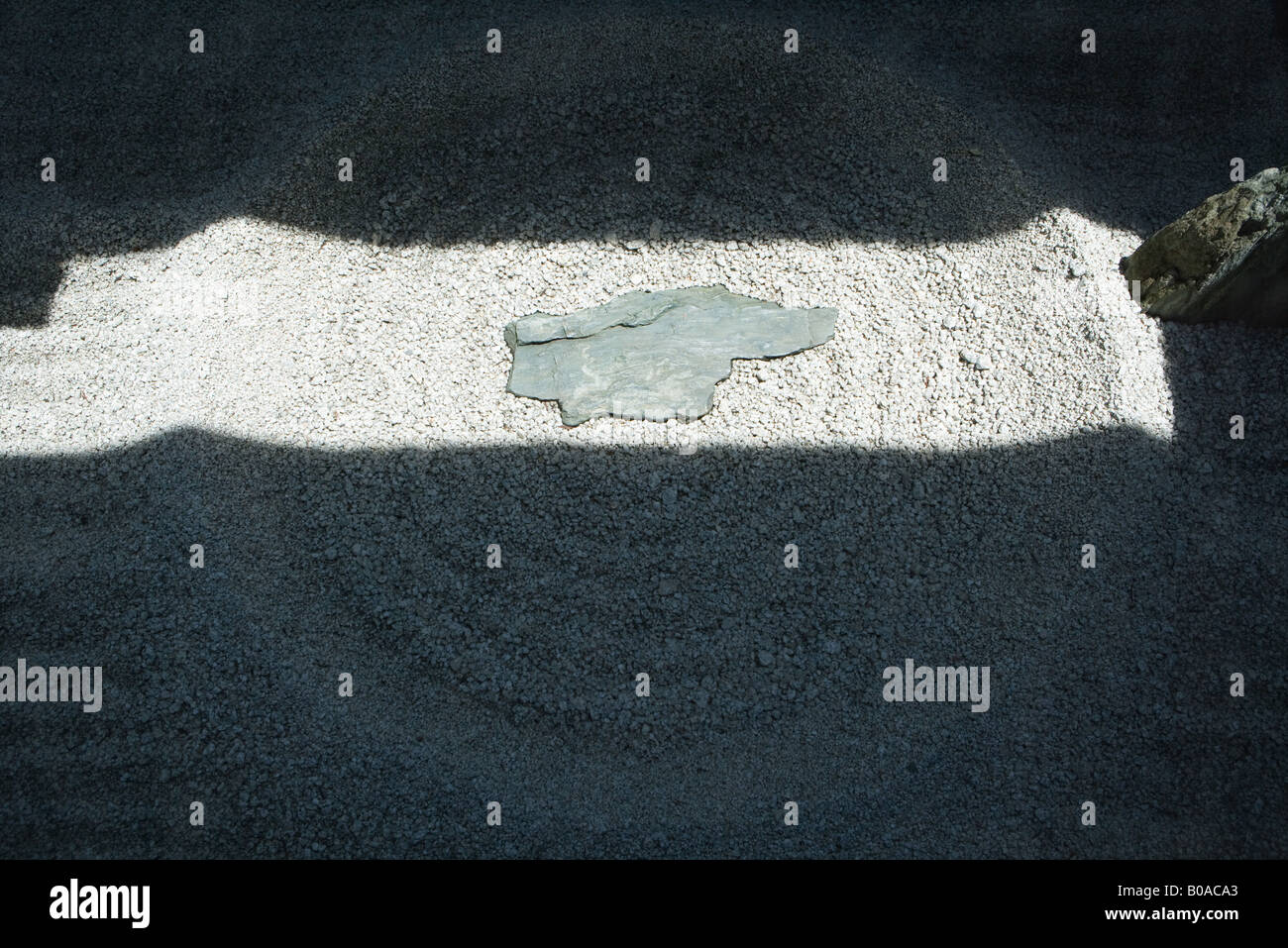 Gravel raked patterns hi-res stock photography and images - Alamy