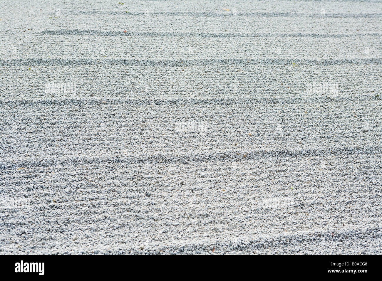 Gravel raked patterns hi-res stock photography and images - Alamy