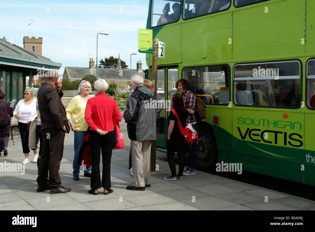 Southern Vectis Double Decker Bus and Waiting Passengers Yarmouth Isle ...