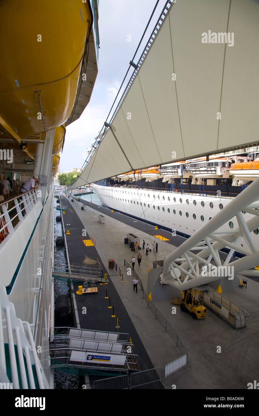 Traveling by Cruise Ship Stock Photo - Alamy
