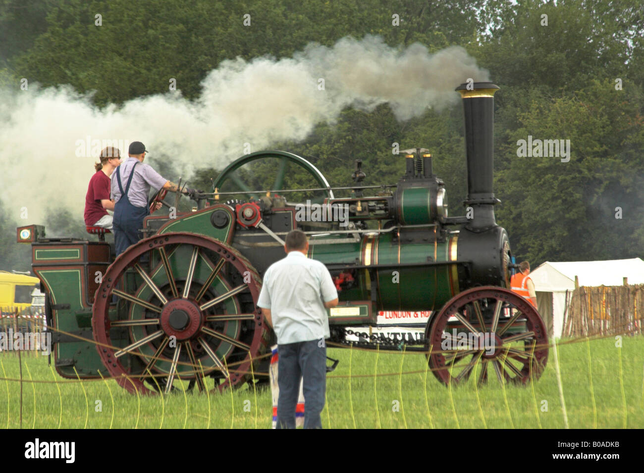 Vintage steam powered traction hi-res stock photography and images - Alamy