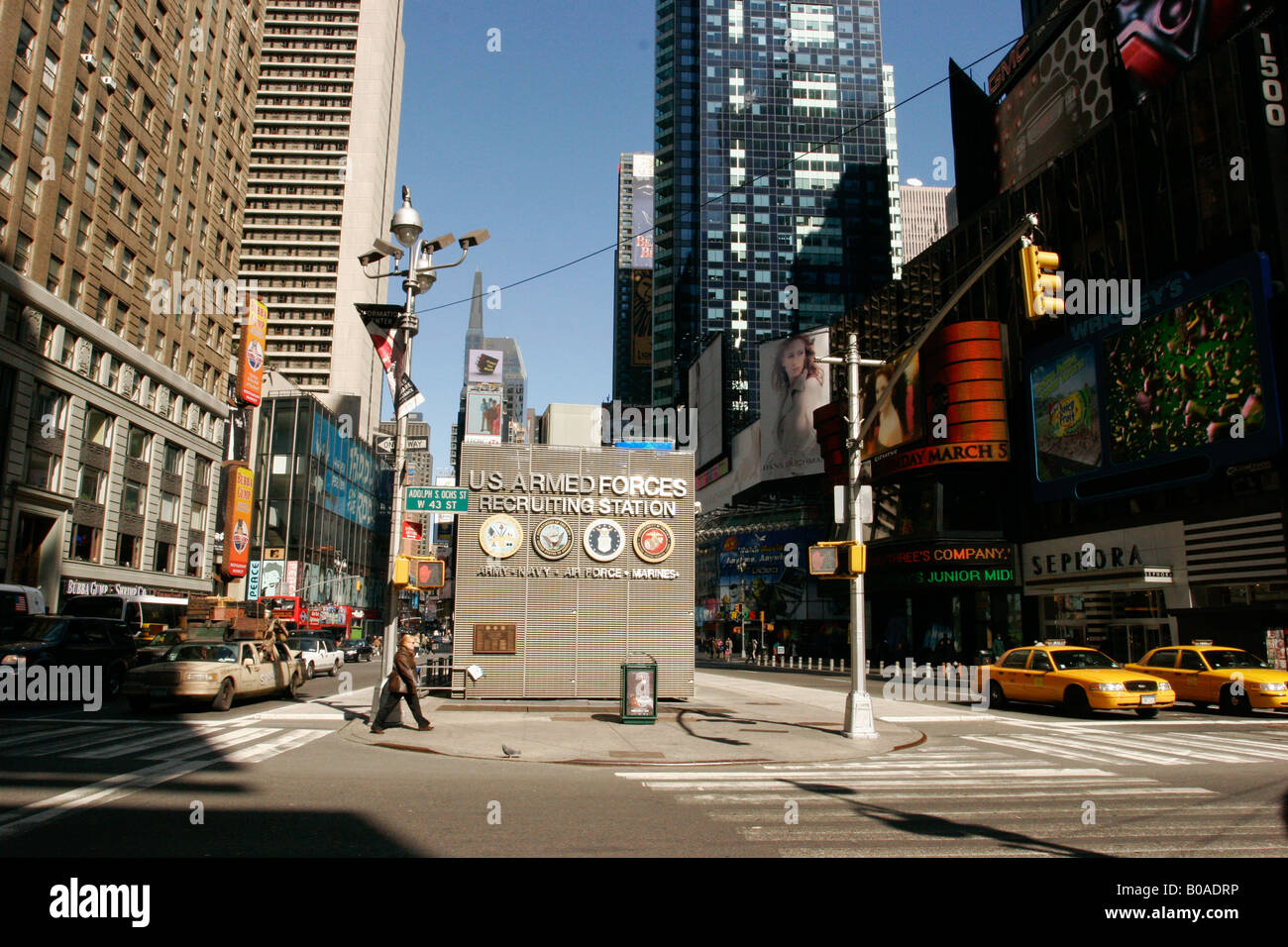 Times square New York, United States of America Stock Photo - Alamy