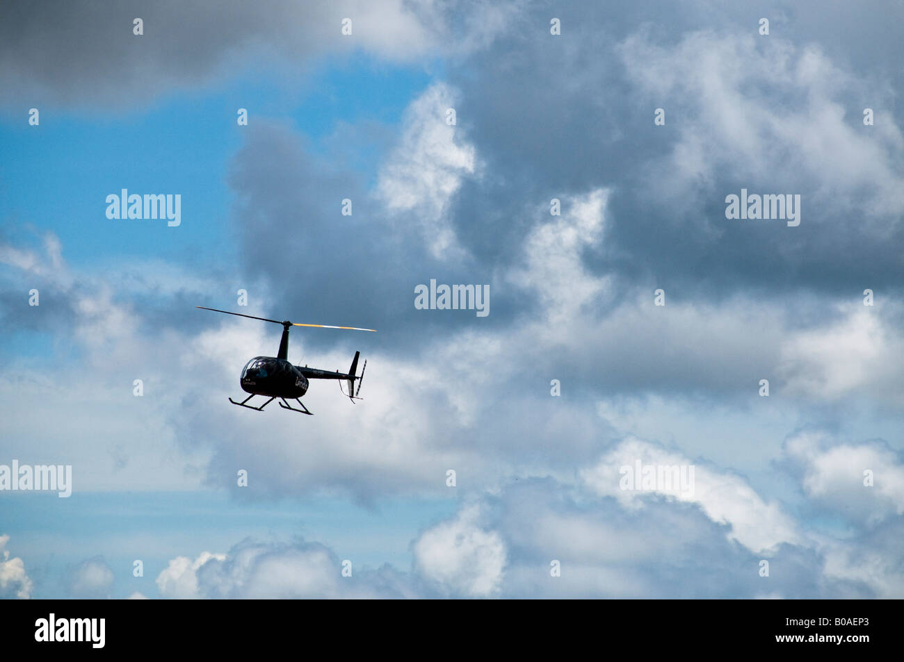 Farm helicopter hi-res stock photography and images - Alamy