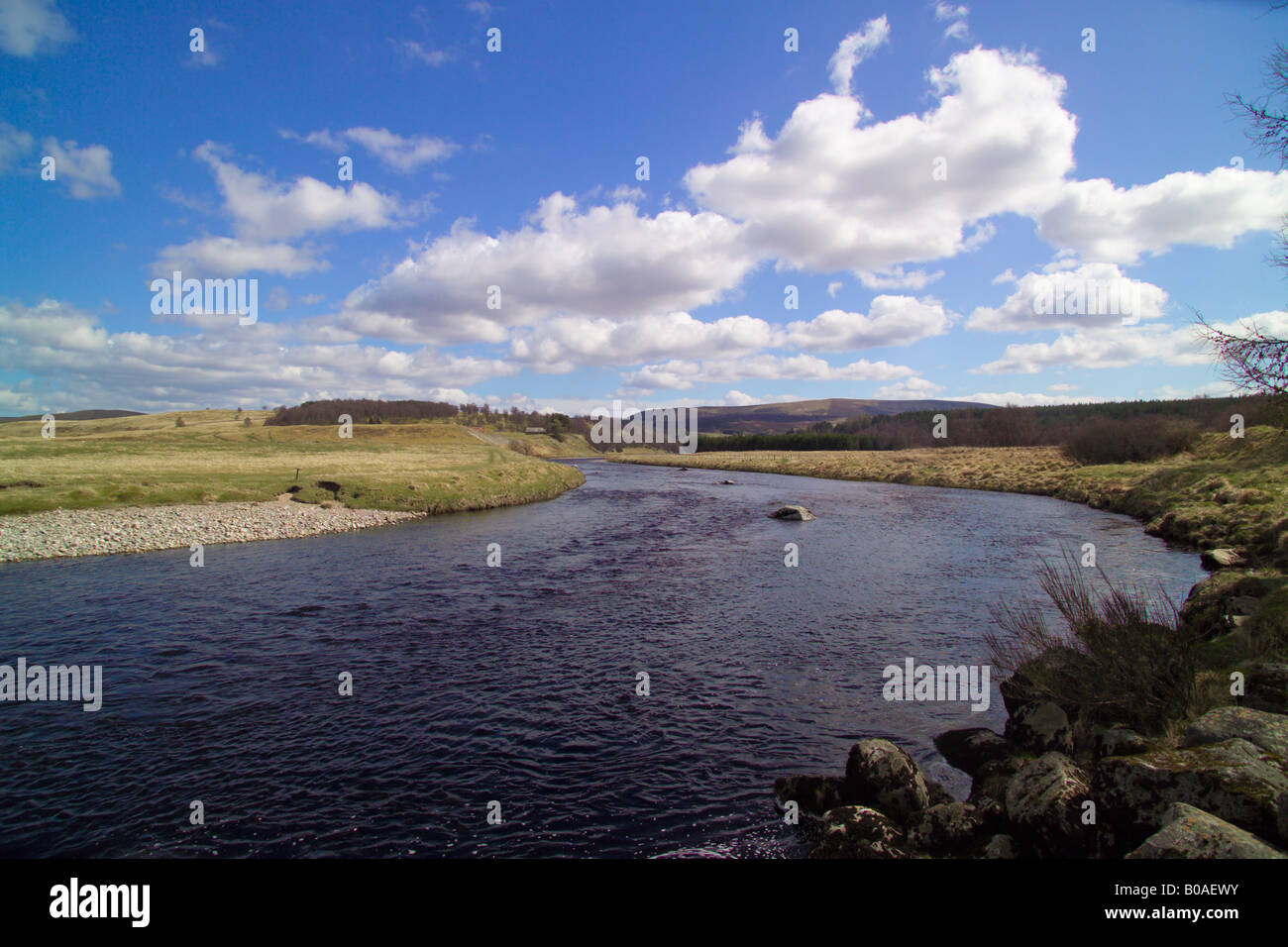River findhorn fishing hi-res stock photography and images - Alamy