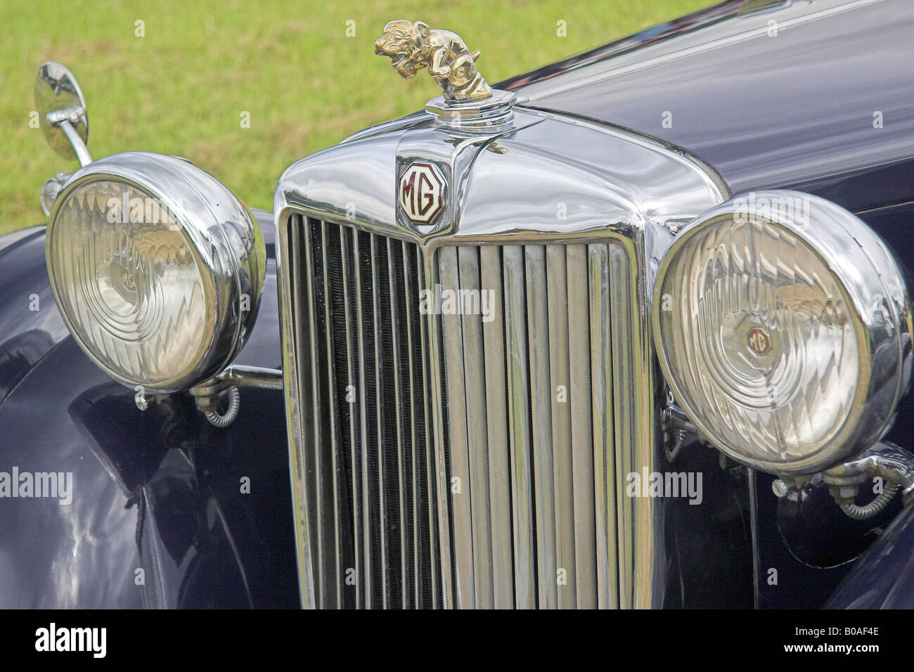Front of Vintage MG Sports Car Stock Photo - Alamy