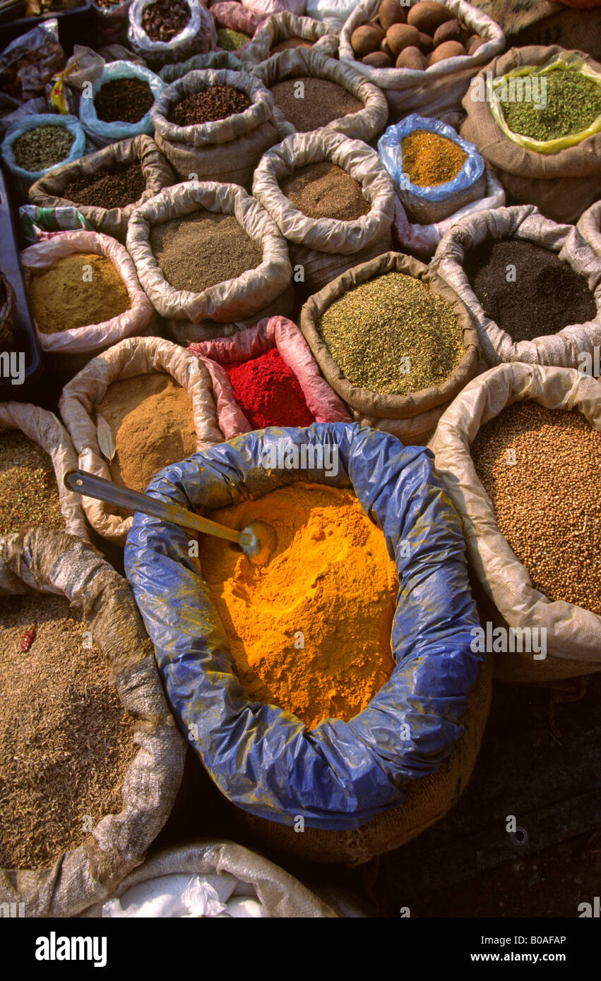 Sacks grain india hi-res stock photography and images - Alamy