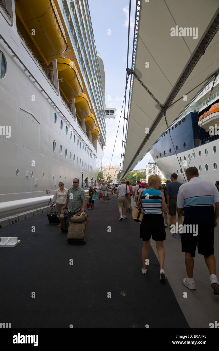 Traveling by Cruise Ship Stock Photo - Alamy
