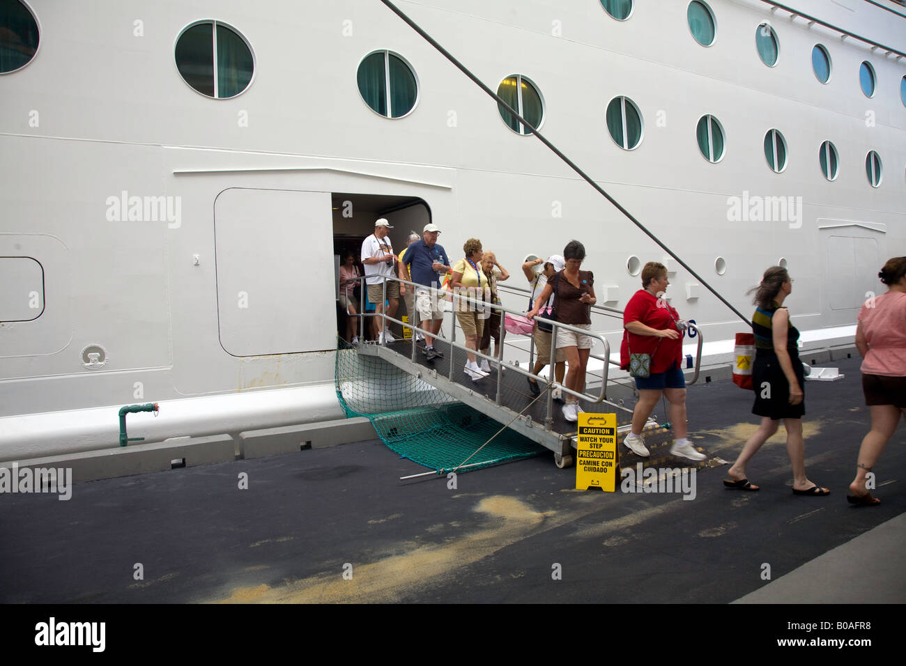 Passenger embarking from a Cruise Ship Stock Photo - Alamy