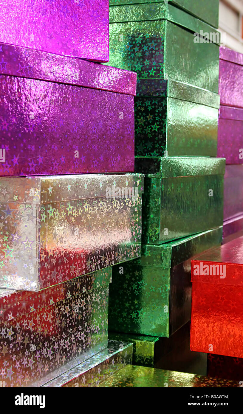 Stacks of colorful gift boxes for Christmas presents Stock Photo - Alamy