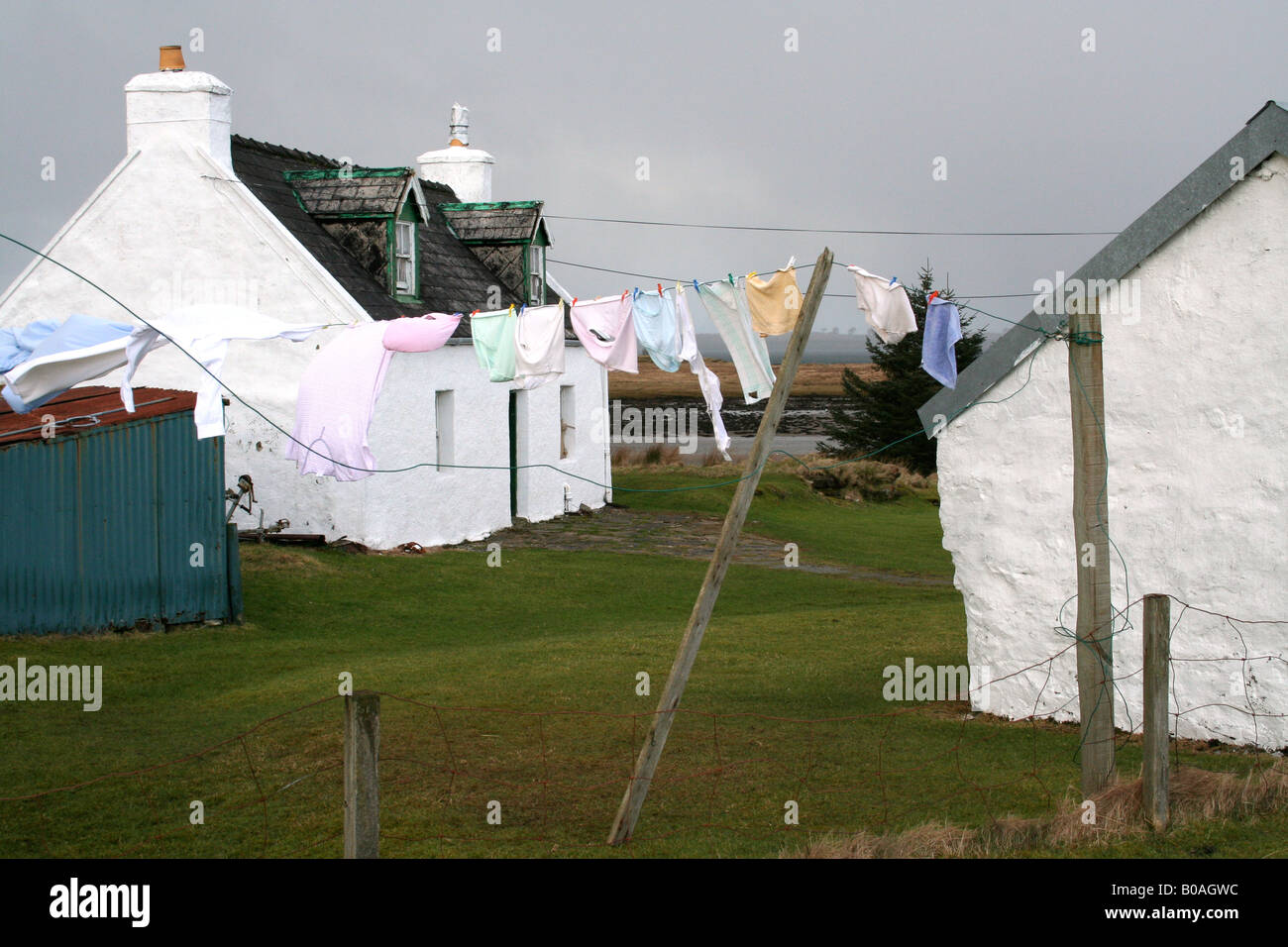Windy day washing line hi-res stock photography and images - Alamy