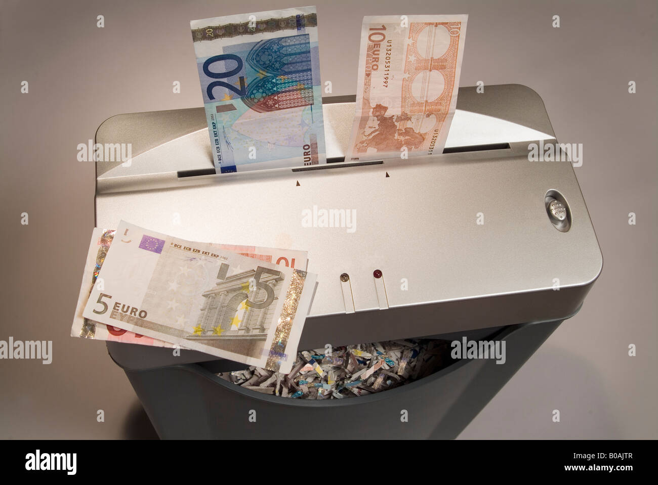 shredding EURO currency Stock Photo - Alamy