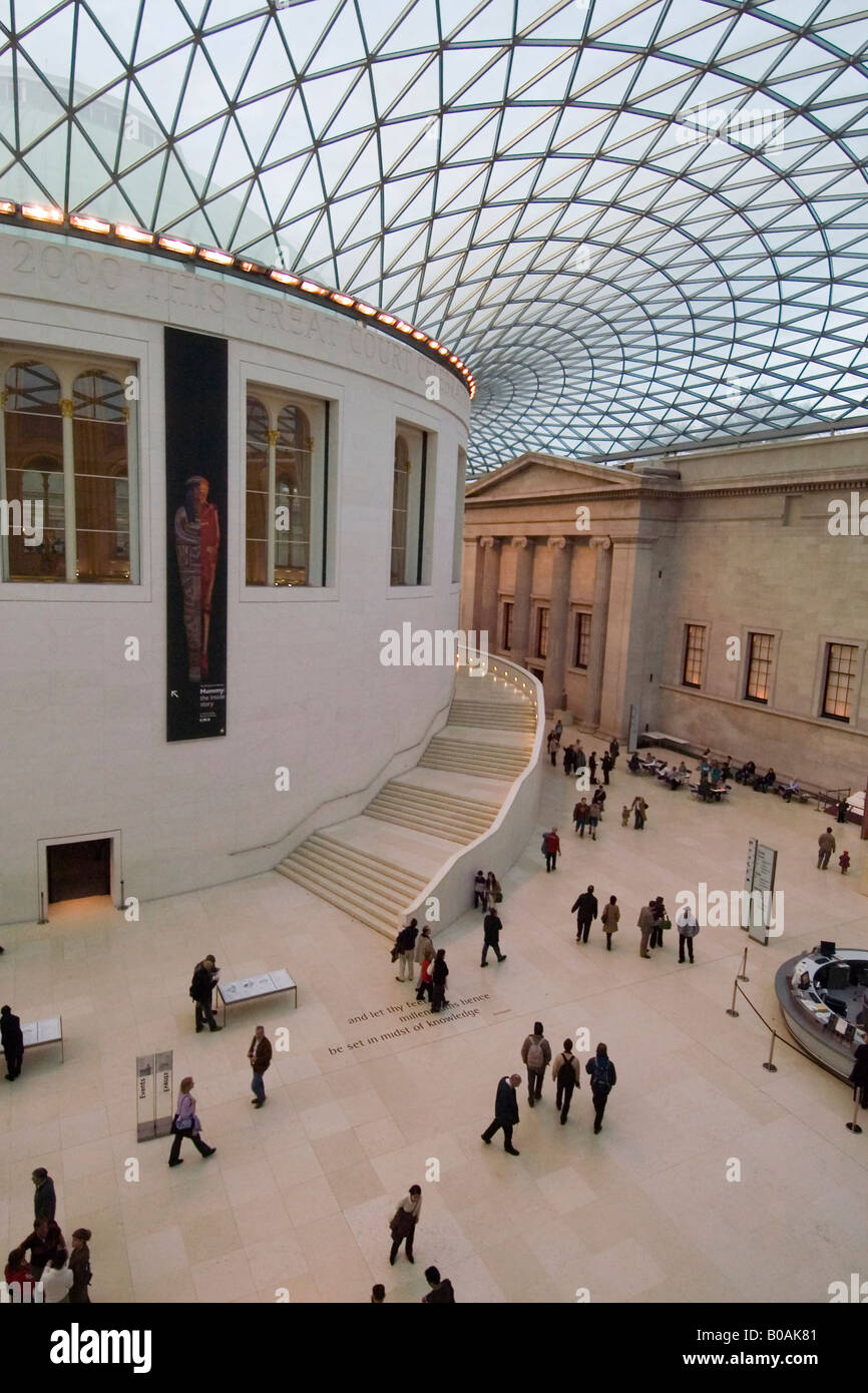 An internal view of the Great Court of the British Museum Stock Photo ...