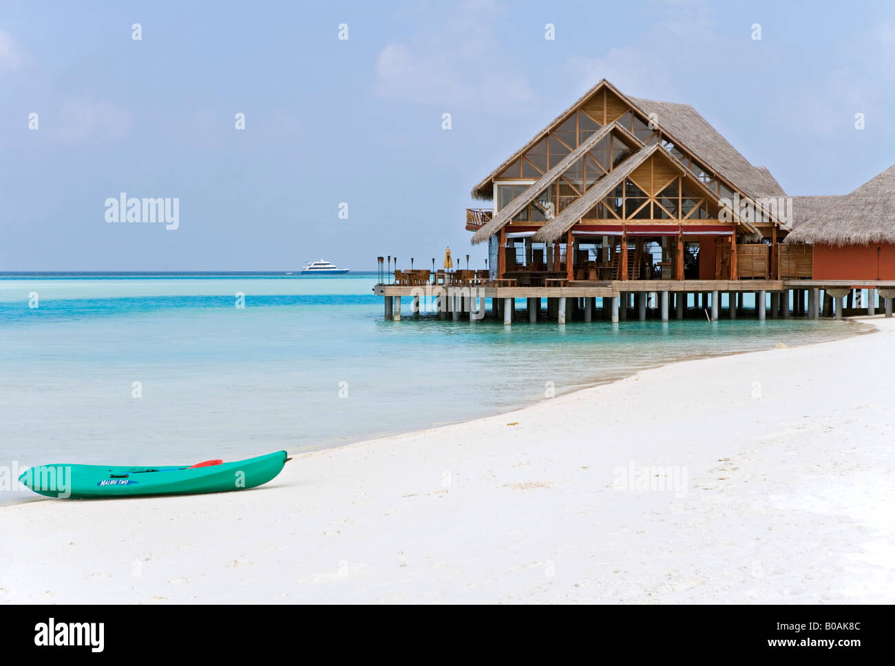 Overwater restaurant at Anantara Resort, Maldives Stock Photo - Alamy