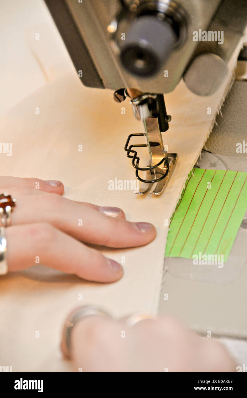 Sewing on a sewing machine hi-res stock photography and images - Alamy