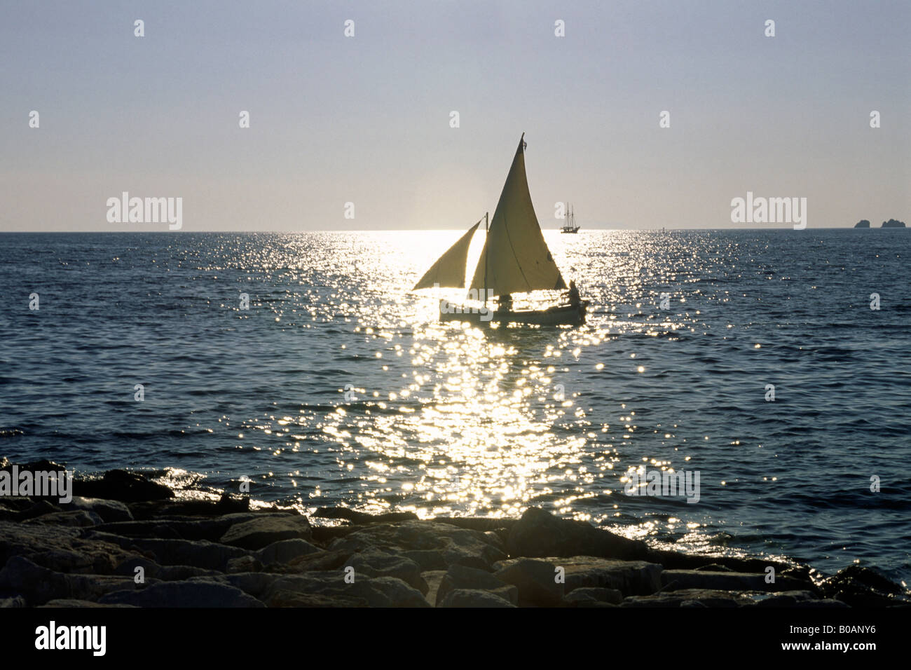 Greece, Cyclades Islands, Paros, sailing boat Stock Photo - Alamy
