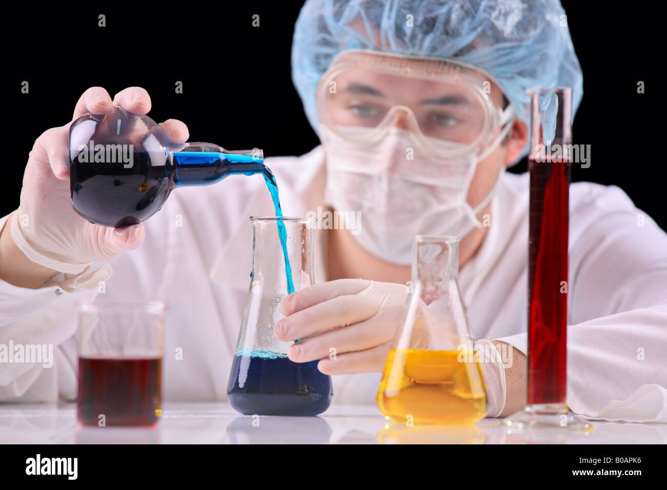 Scientist working in a laboratory Stock Photo - Alamy