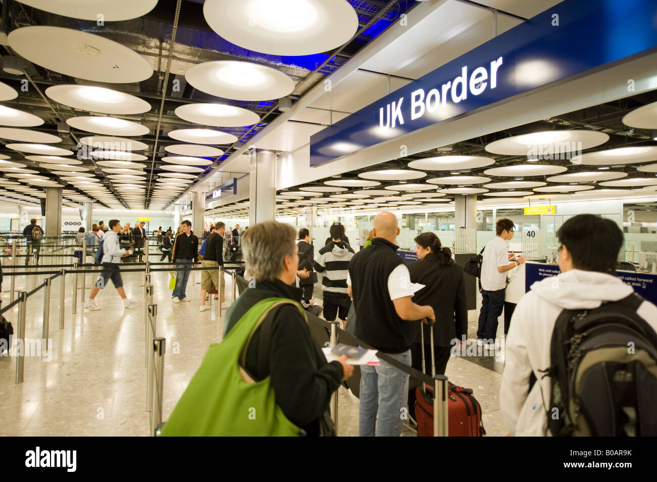 Uk border control terminal heathrow hi-res stock photography and images ...