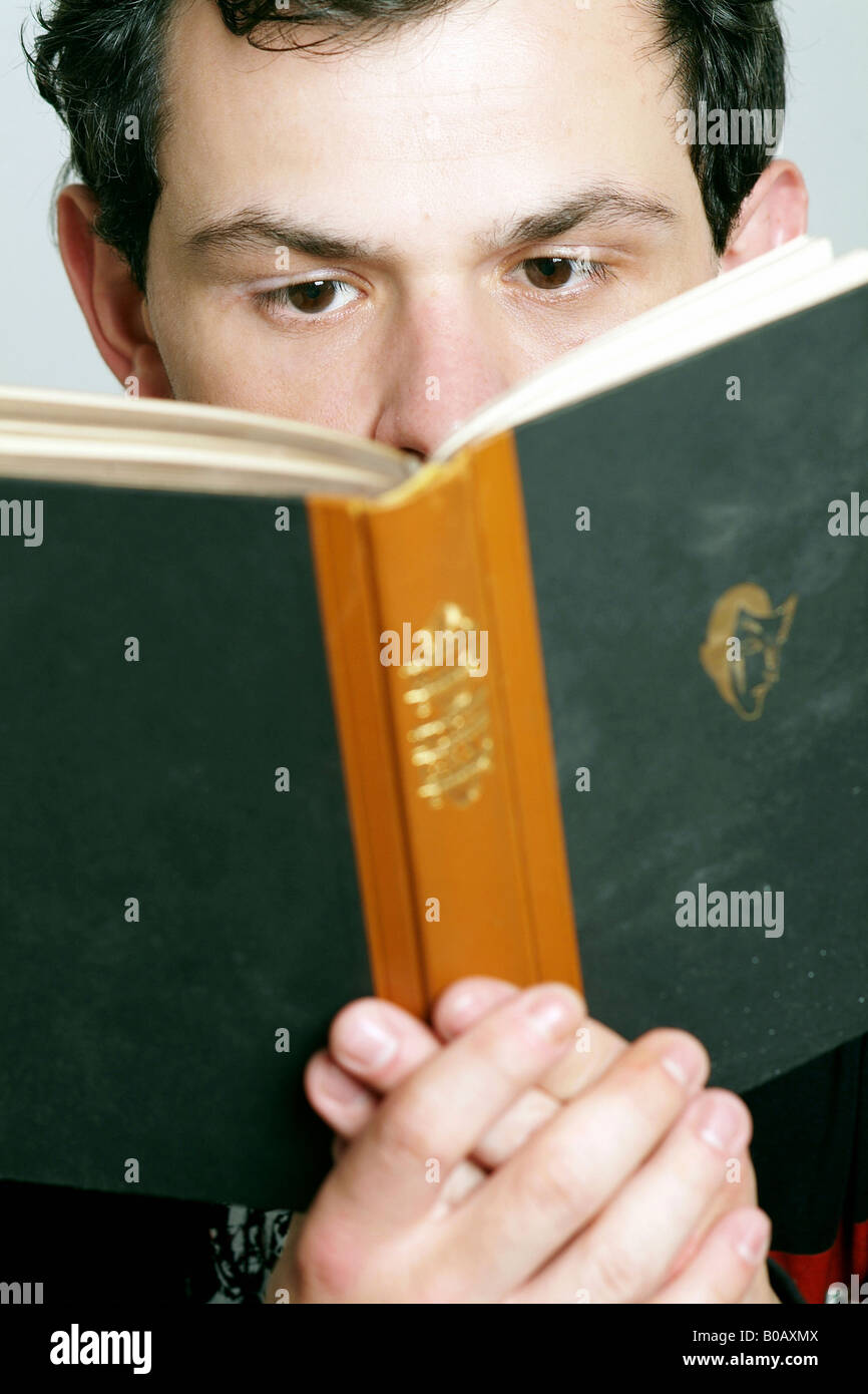 Understand a book hi-res stock photography and images - Alamy