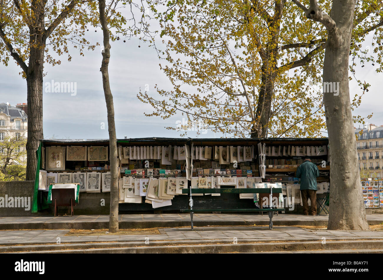 Bouquinistes or book stalls along the River Seine in Paris near Notre ...